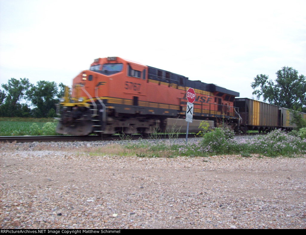 BNSF 5767 - DPU
